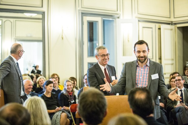 Noah Askin – Associate Professor of Organization and Management